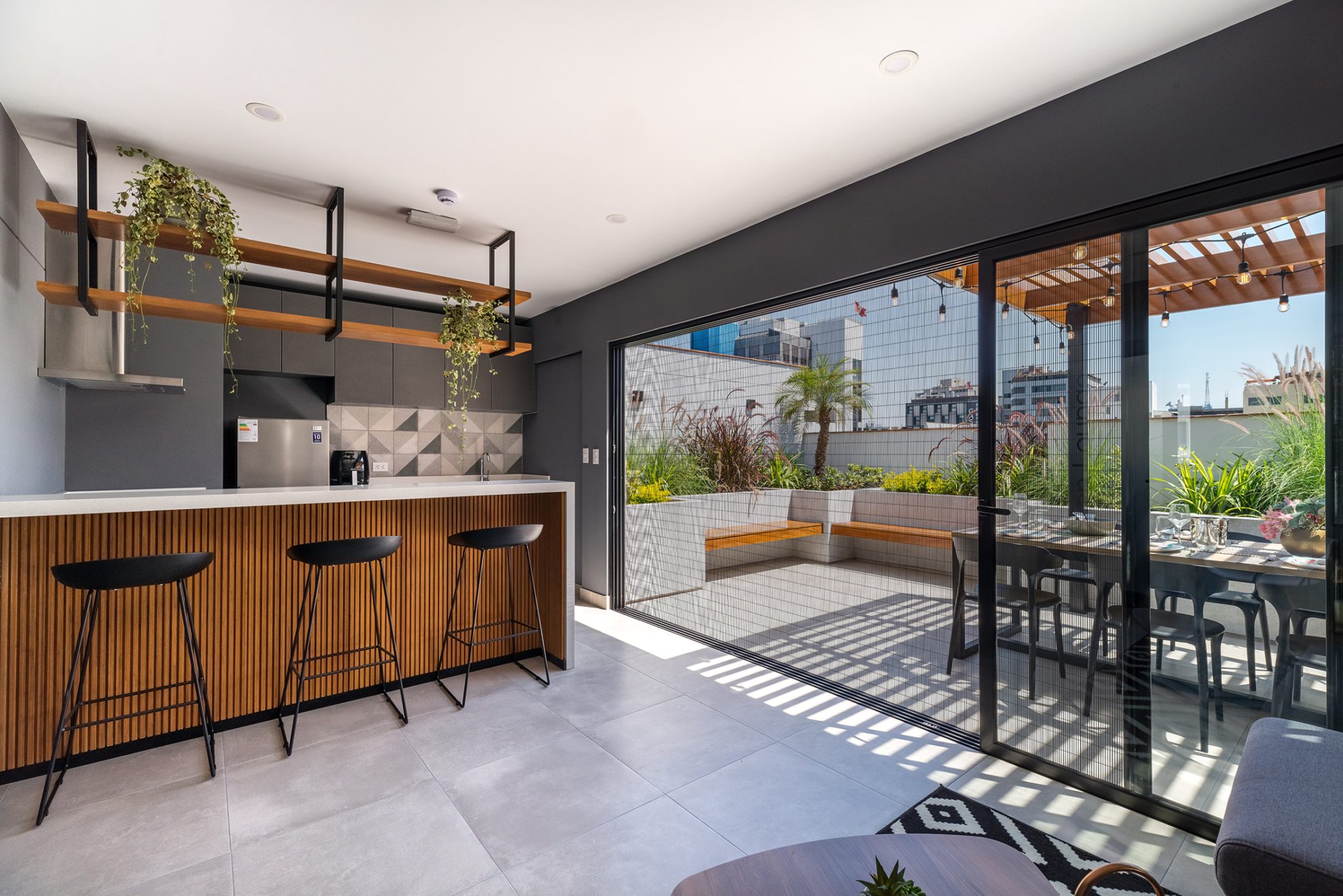 Screens for large and small windows. Thermia MOSKIT.